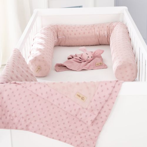 Couverture Bébé + Doudou Et Traversin En Coton Bio Rose - Lil Planet ...